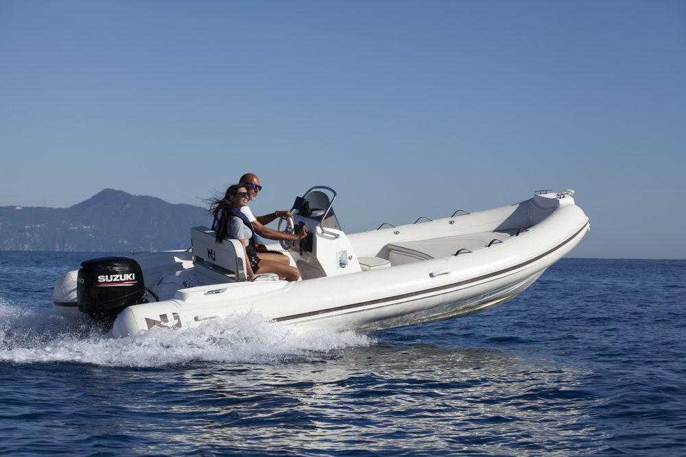 DF40A - Suzuki Canada Inc.