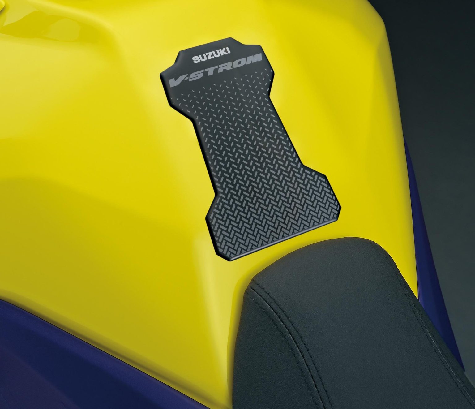 V-STROM 800/DE Fuel Tank Pad - Suzuki Canada Inc.